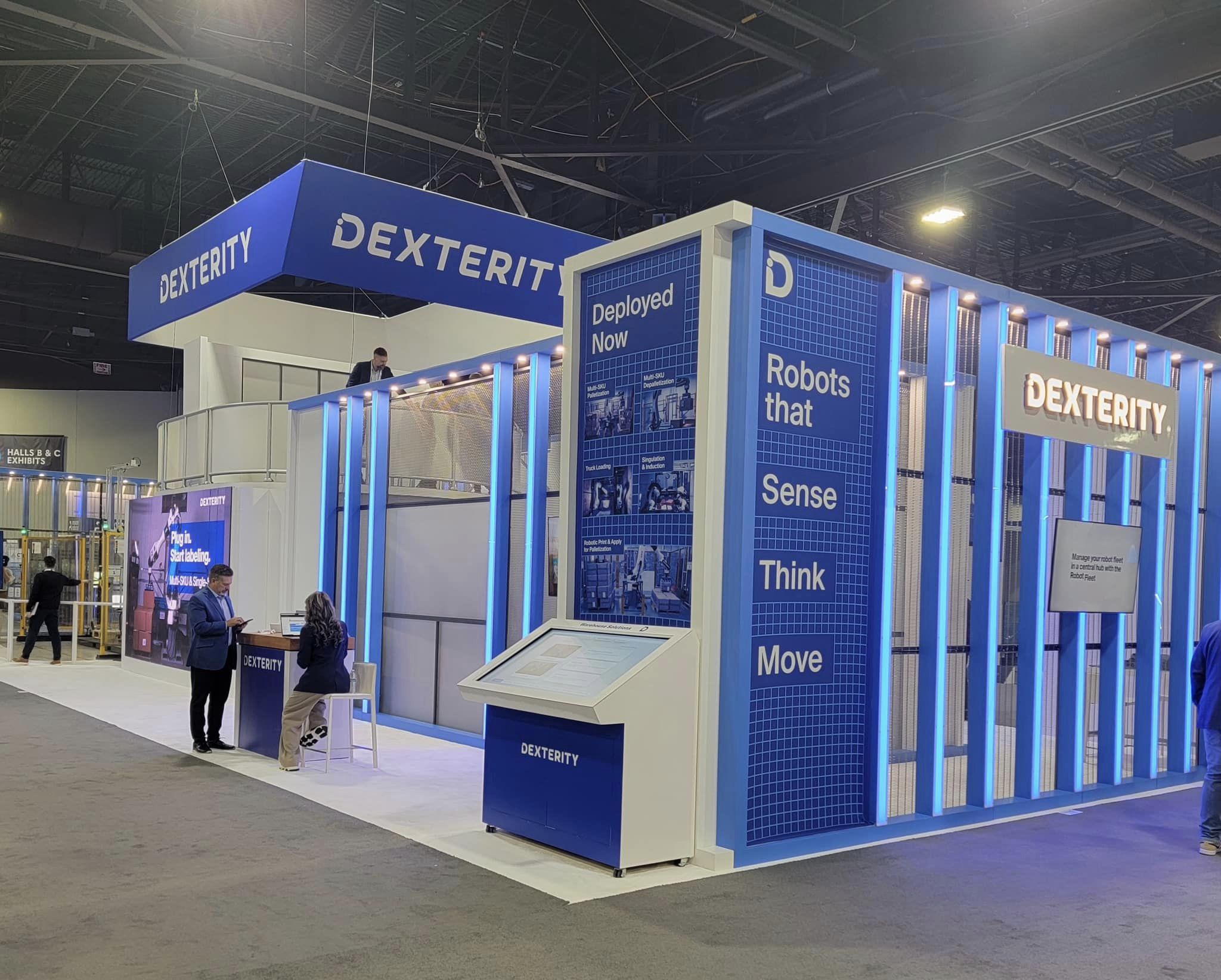Dexterity Double-Decker Trade Show Exhibit - VDA | Experiential ...